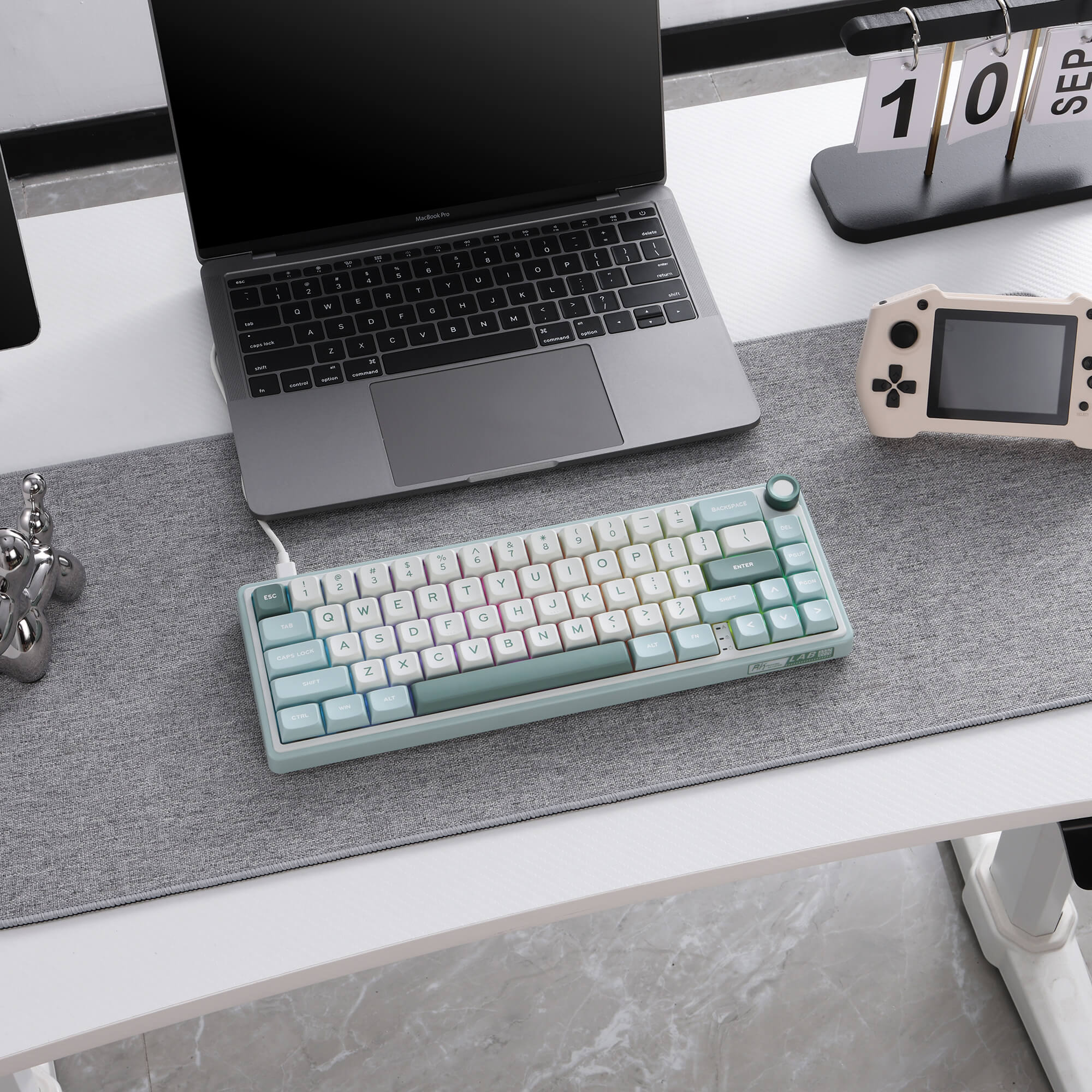 RK ROYAL KLUDGE R65 65% Wired Gaming Keyboard Supports QMK/VIA – RKgaming